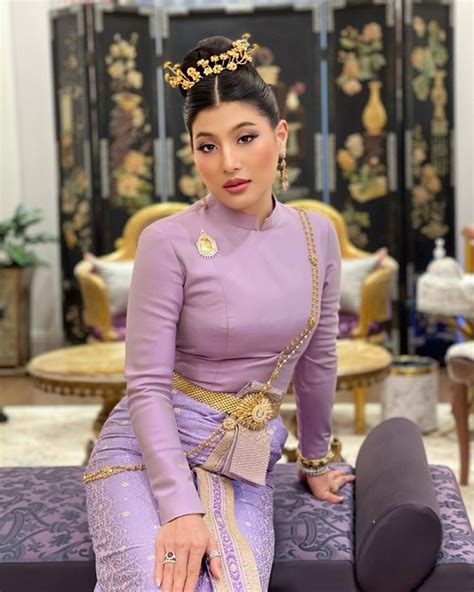 เจ้าฟ้าสิริวัณณวรีฯ ทรงพระสิริโฉม ในฉลองพระองค์ชุดไทยบรมพิมาน