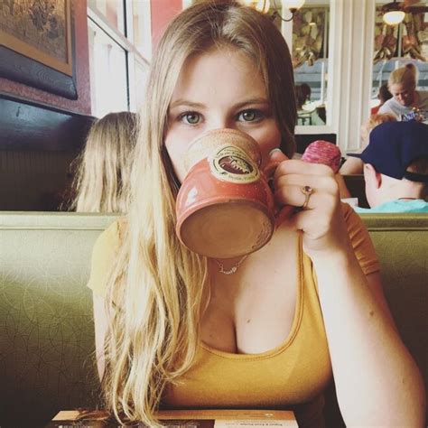 Coffee Fapsterpussycat