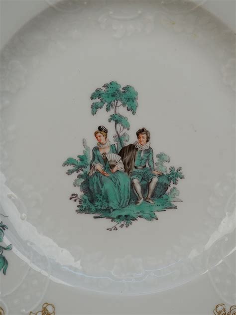 Тарелка десертная «Галантная сцена по мотивам Ватто фарфор роспись золочение диаметр 21 5см