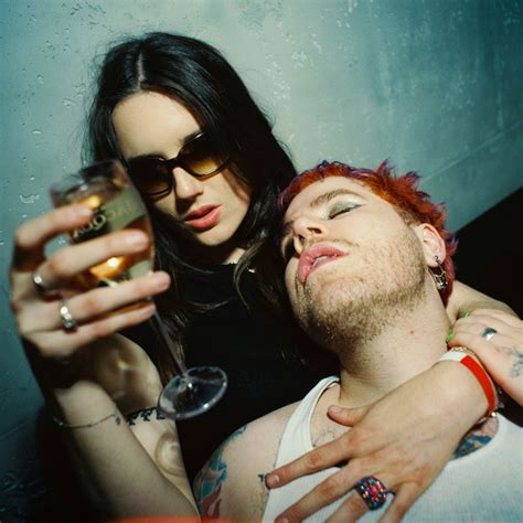 2 Hot 2 Touch By Narciss And Juicy Romance Single Ghettotech Reviews