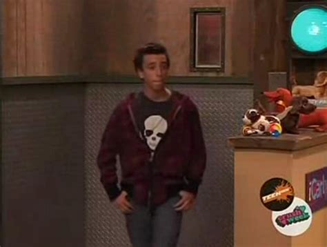 Smoothie Guy On Icarly At Leslie Hackett Blog