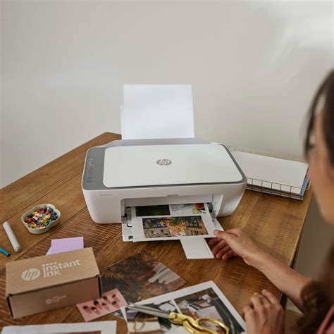 Questions And Answers Hp Deskjet E Wireless All In One Inkjet Printer W Months Of
