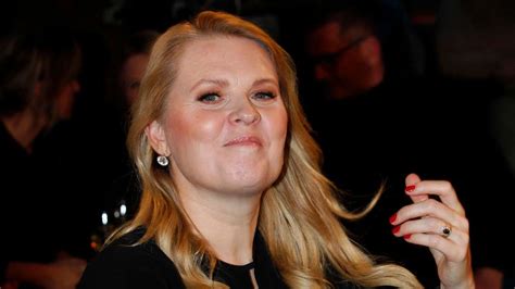 “currently Unable” Patricia Kelly Has To Cancel Her Tour