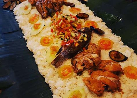 A Foodies Guide To A Good Ol Boodle Fight In The Metro Booky