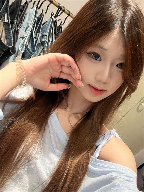 Lover Loveryhj9 Posts X