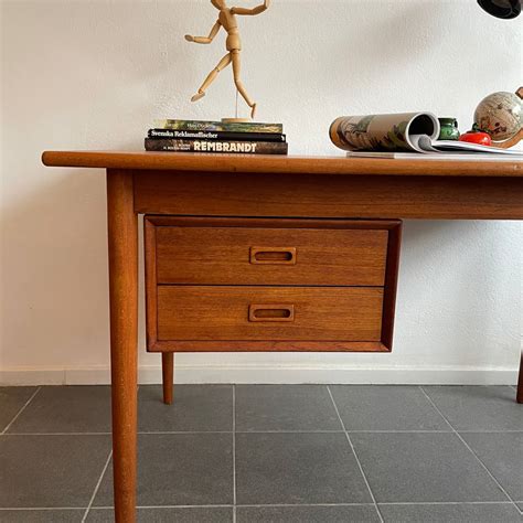 Skrivbord I Teak 1960 Talet Retrodeco Stockholm