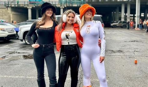 Jake Brownings Girlfriends Wild 24 Hours Leads To New Found Fame Football Sports Daily