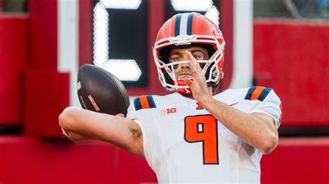 Espn Anchor Shows Some Love For Illini Qb Scott Van Pelt