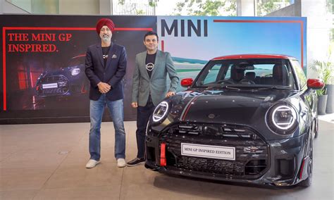 L R Mr Hardeep Singh Brar President And Ceo Bmw Group India And