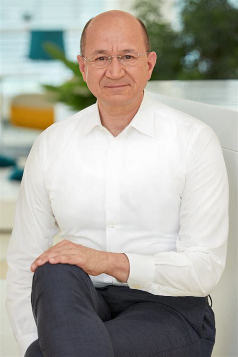 Christof Ehrhart Ist Neuer Stiftungsvorsitzender