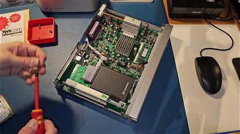 Igel Mini Pc Ssd Upgrade And Windows 2000 Installation Youtube