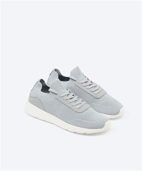 Легенькі кросівки Lefties — ціна 500 грн у каталозі Кросівки Купити жіночі речі за доступною