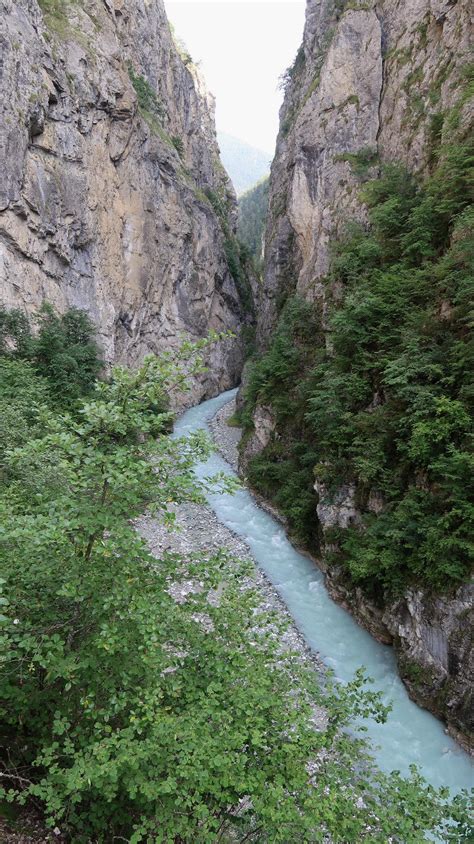 La Via Ferrata Du Pont Suspendu De Niouc Dans Le Val Danniviers Dans
