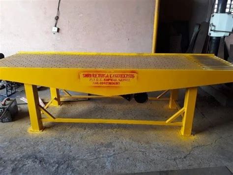 Vibrator Table Machine For Industrial At ₹ 65000 In Hubli Id 2853050057462