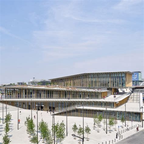 Slough Bus Station By Bblur Architecture Dezeen Slough Bus Station By Bblur Architecture Dezeen