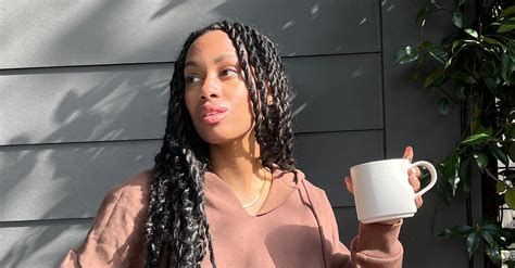 A Celebrity Facialist Shares Her Tips For Acne Prone Skin Who What Wear