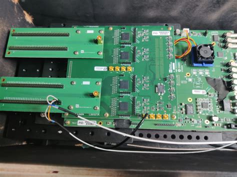 summing analogically the 4 signals of sipm arrayj−60035−4p−pcb