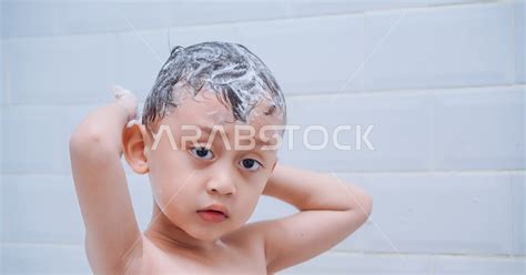 غسل الشعر بالماء والصابون، مشاعر الاسترخاء والراحة، تنظيف فروة الرأس