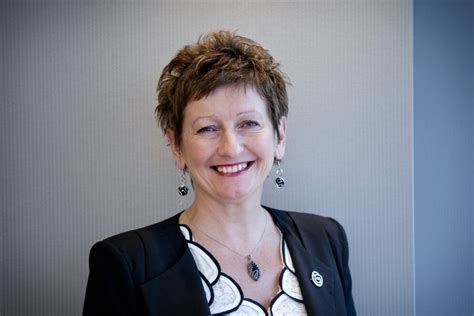 Femmes En Finance Madeleine Chenette Mentore De Nature