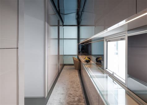 Finger Like Blocks Create Secluded Micro Spaces For Madrid Residence