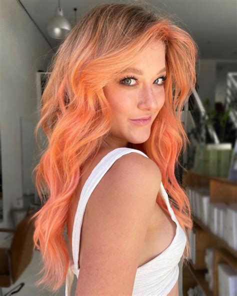 26 Dynamic Long Layered Hair Ideas For Ultimate Volume
