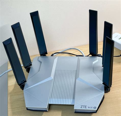 Wi Fi 6无线路由器真·旗舰：双2 5ge网口的中兴ax5400 Pro 抢先玩 聚超值