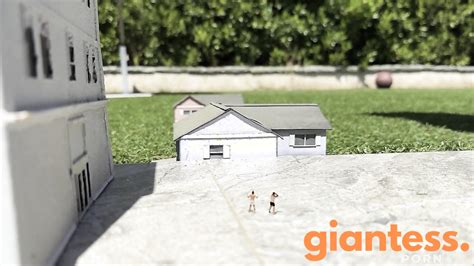 Giantess Ave Giantess Roma Babe Town Bash