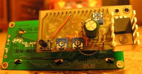 Microcontroller Voltmeter Ammeter With Lcd