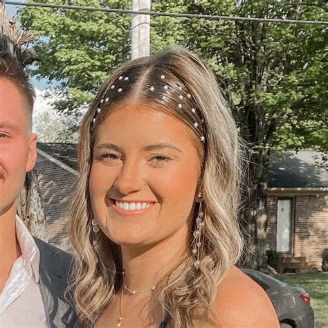 Bailey Grace🪩 🖤⚡️ Bailey Grace 14 • Threads Say More