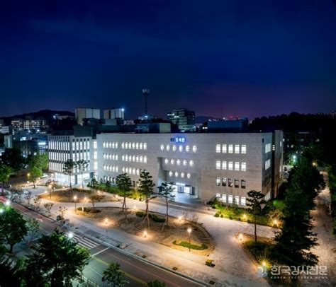 충북대학교 로봇용접분야 중장년 재취업 및 재직자 재교육 참가자 모집