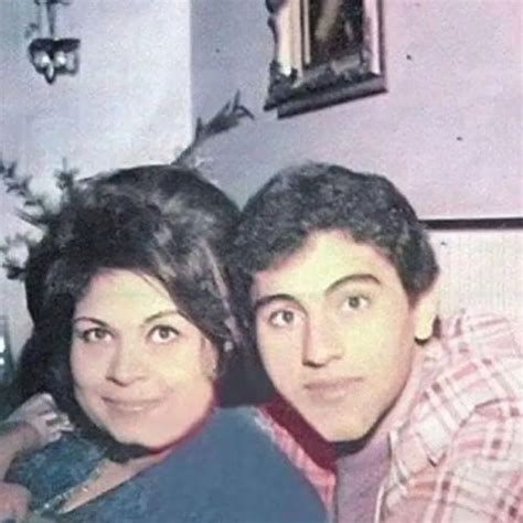 بالفيديو رسالة مؤثرة من معتز الدمرداش إلى والدته الراحلة كريمة مختار مجلة سيدتي