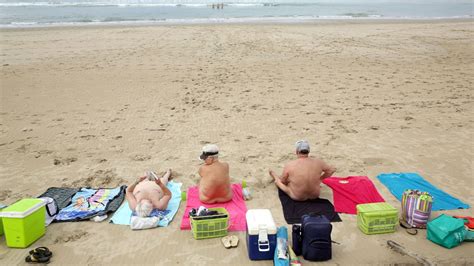 Find Out Where You Can Sunbathe Nude Or Topless Around The World Cnn
