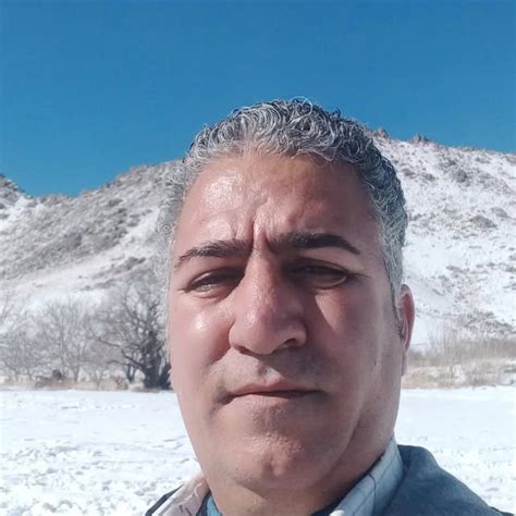 دلتنگی چیز عجیبی نیست دلتنگی یک بیقراری دائمی ست در خیال و رویایی خیس