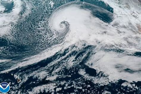 Bomb Cyclone In California California Gets Brief Lull After Damaging