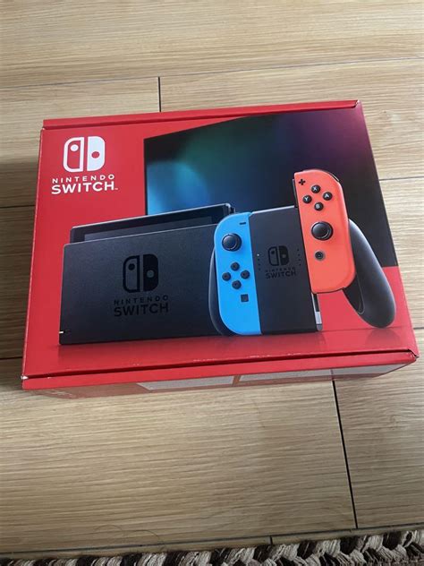 Nintendo Switch 赤青 本体 メルカリ