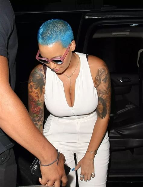 Amber Rose Blue Hair Mirror Online