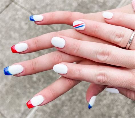 2024s Ultimate Guide To Red White And Blue Nails Patriotic Designs