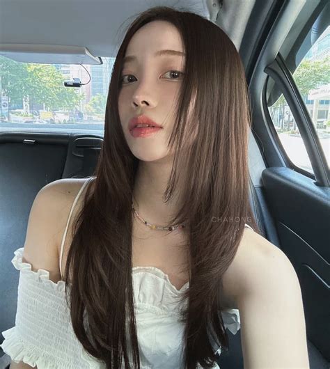 차홍룸 신논현점 김희영 레이어드c컬펌 C컬펌 미디움펌 레이어드컷 허그펌 보더펌 Its Natural🎈 역시 사진은 차에서 자연갈색 염색만으로 고급스러운 분위기