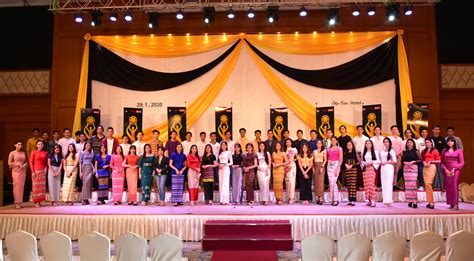 မြန်မာ့ရုပ်ရှင်အကယ်ဒမီရွှေကြိုဆန်ကာတင် မောင်မယ် ၈၀ စာရင်းထုတ်ပြန် ဓာတ်ပုံ