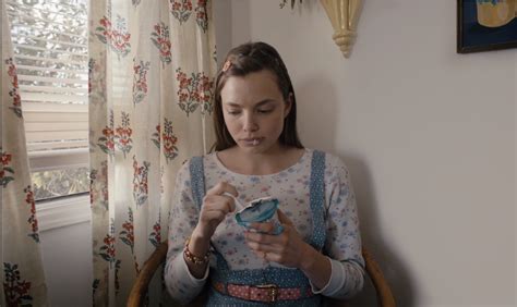 Lena Dunhams New Movie Is Full Of Sex — But Not At All Sexy The Forward