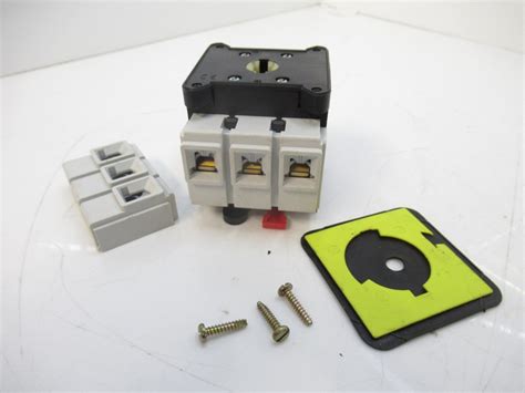 Ac 21a Iec En 60947 3 V 02 Schneider Electric Disconnect Switch Pcm Surplus World