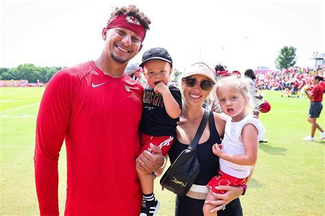 Brittany Mahomes Brings Bronze And A Sassy Sterling To Super Bowl