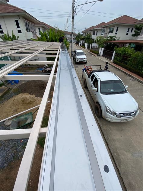 หน้างาน ศุภาลัย วิว หัวทะเล นครราชสีมาครับ ติดตั้งรางน้ำฝน สแตนเลส เกรด 304 ความหนา 0 4 รอยต่อ