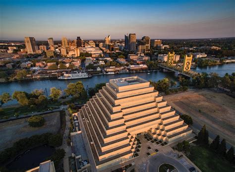 Ziggurat Building Sacramento ｜sg
