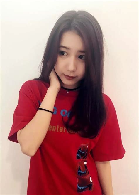 Pin By Juraquille James Bartholomew On Quick Saves Asian Girl