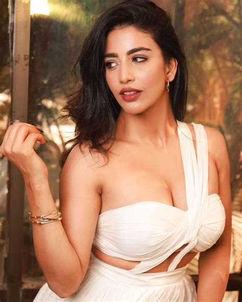 Daksha Nagarkar Rindianactresshub