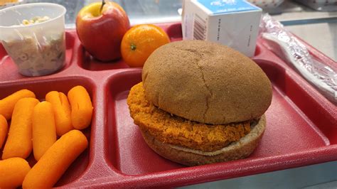 Elementary Lunch Spicy Chicken Burger R Schoollunches