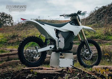 Stark Reveal Eagerly Awaited Street Legal Enduro Offering Stark Varg