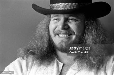 426 Ronnie Van Zant Photos And High Res Pictures Getty Images