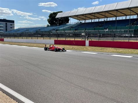 Isla Mackenzie Joins Scuderia Fern Racing Motorsport Is It Fast